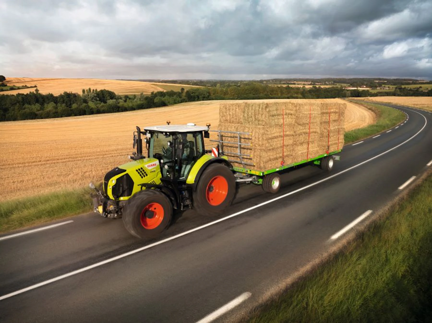 CLAAS präsentiert neue Traktoren